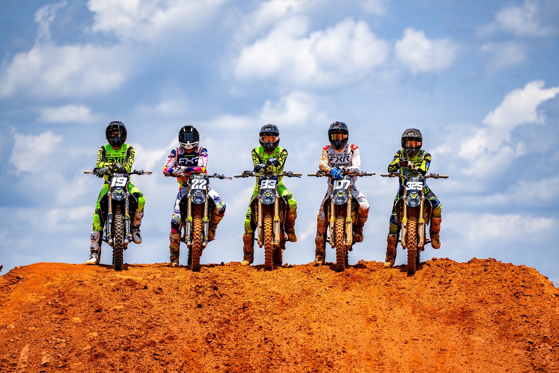 TRIUMPH FACTORY RACING STORMS INTO 250 PRO MOTOCROSS CHAMPIONSHIPS ...